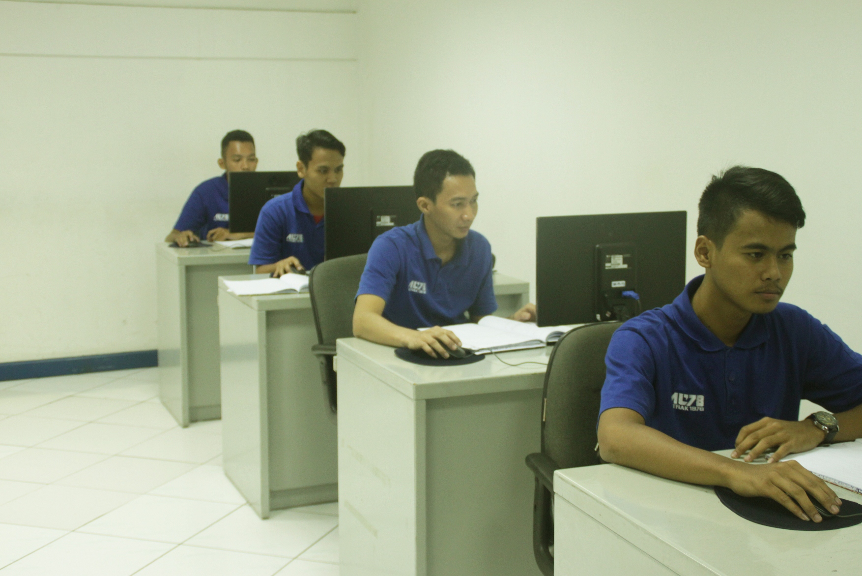 PT. ALTRAK 1978 | Sole Agent & Distributor Heavy Equipment Indonesia ...